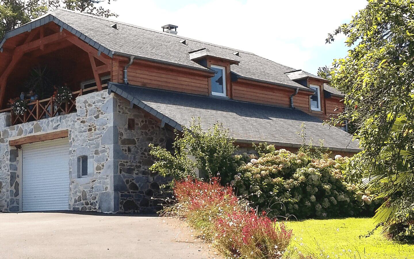 Chalet la colline - Laurent CALESTREME - Site officiel des chemins de ...