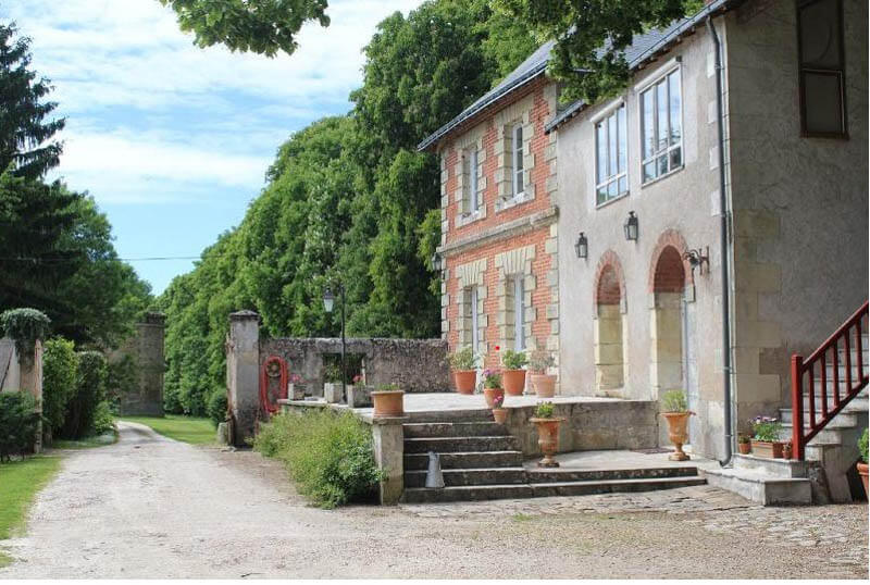 Gite La Fuye - Château de Jallanges - Site officiel des chemins de ...